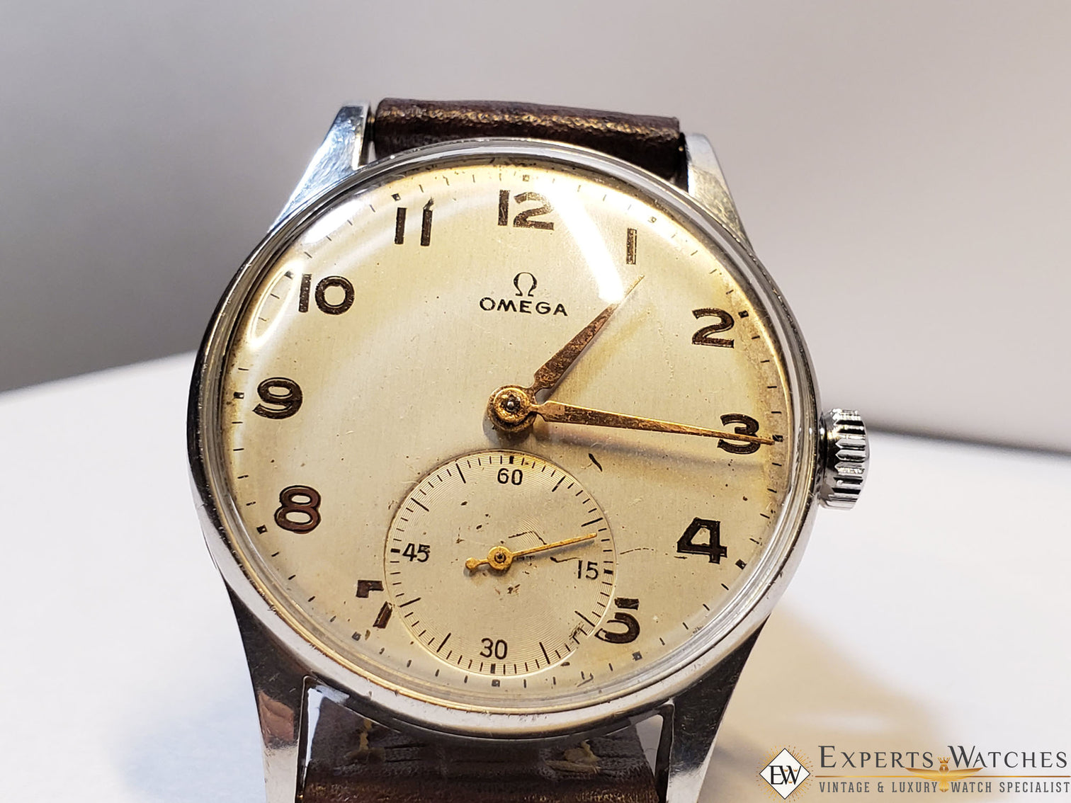 1940's Vintage Omega 2319 /2 Cal 30T2 Manual Movement Engraving 1946 M ...
